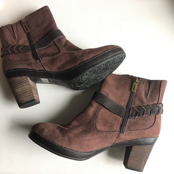 Clarks | Shoes | Clarks Artisan Buckle Brown Leather Ankle Boots | Poshmark
